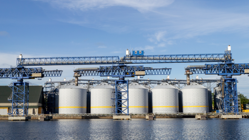 Oil refining: three ways you can invest in Africa – Quantex Oil and Gas